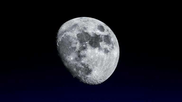 Earth’s wind may be causing the moon’s surface to rust