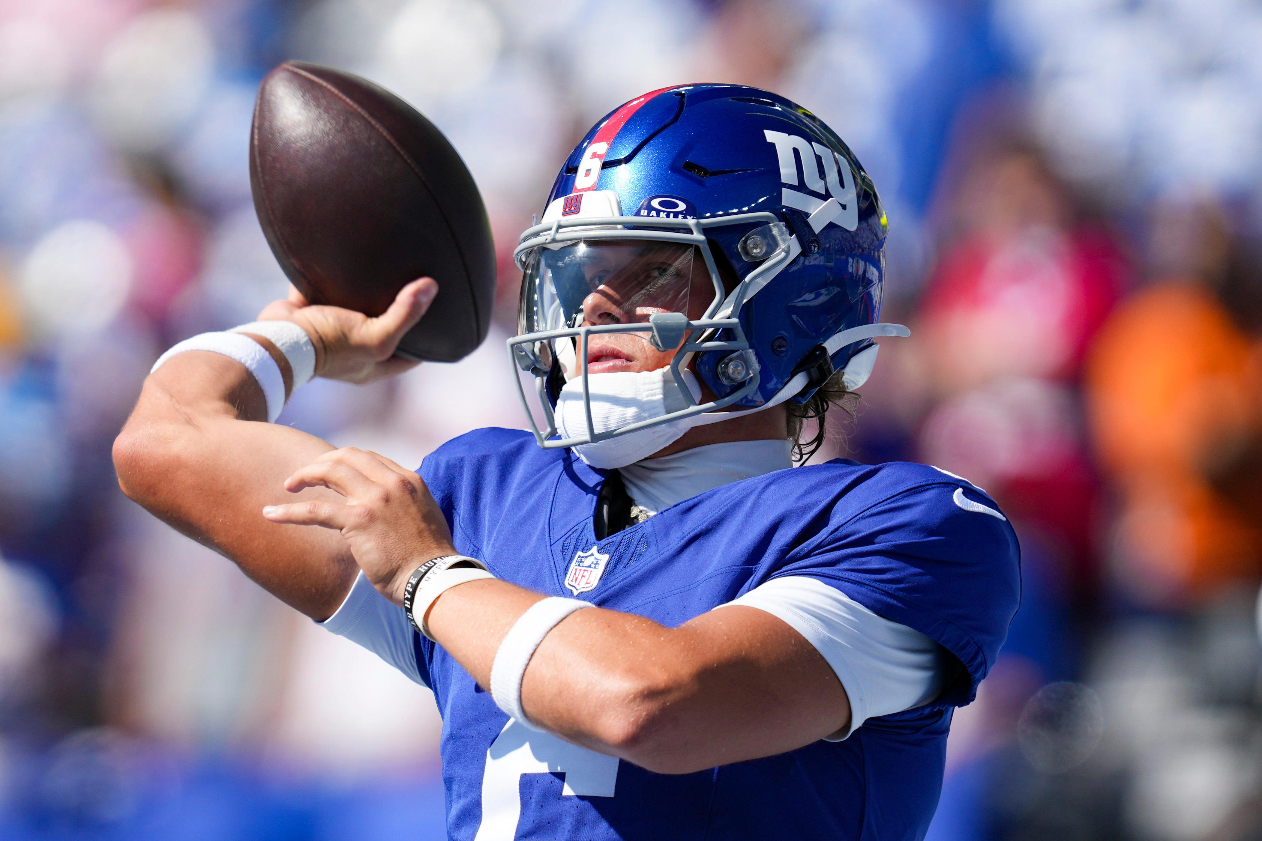 Jaxson Dart scores his first NFL touchdown with NY Giants. See it here