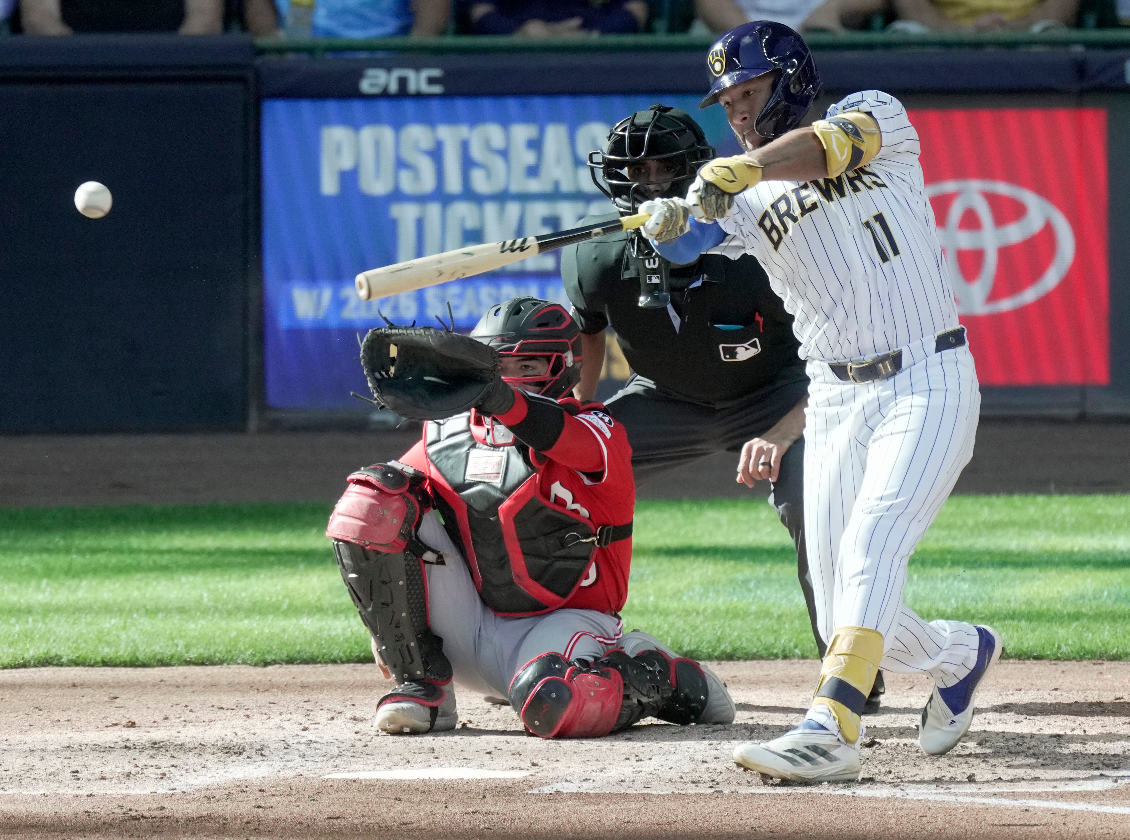 Milwaukee Brewers playoff tickets: See prices for 2025 postseason games