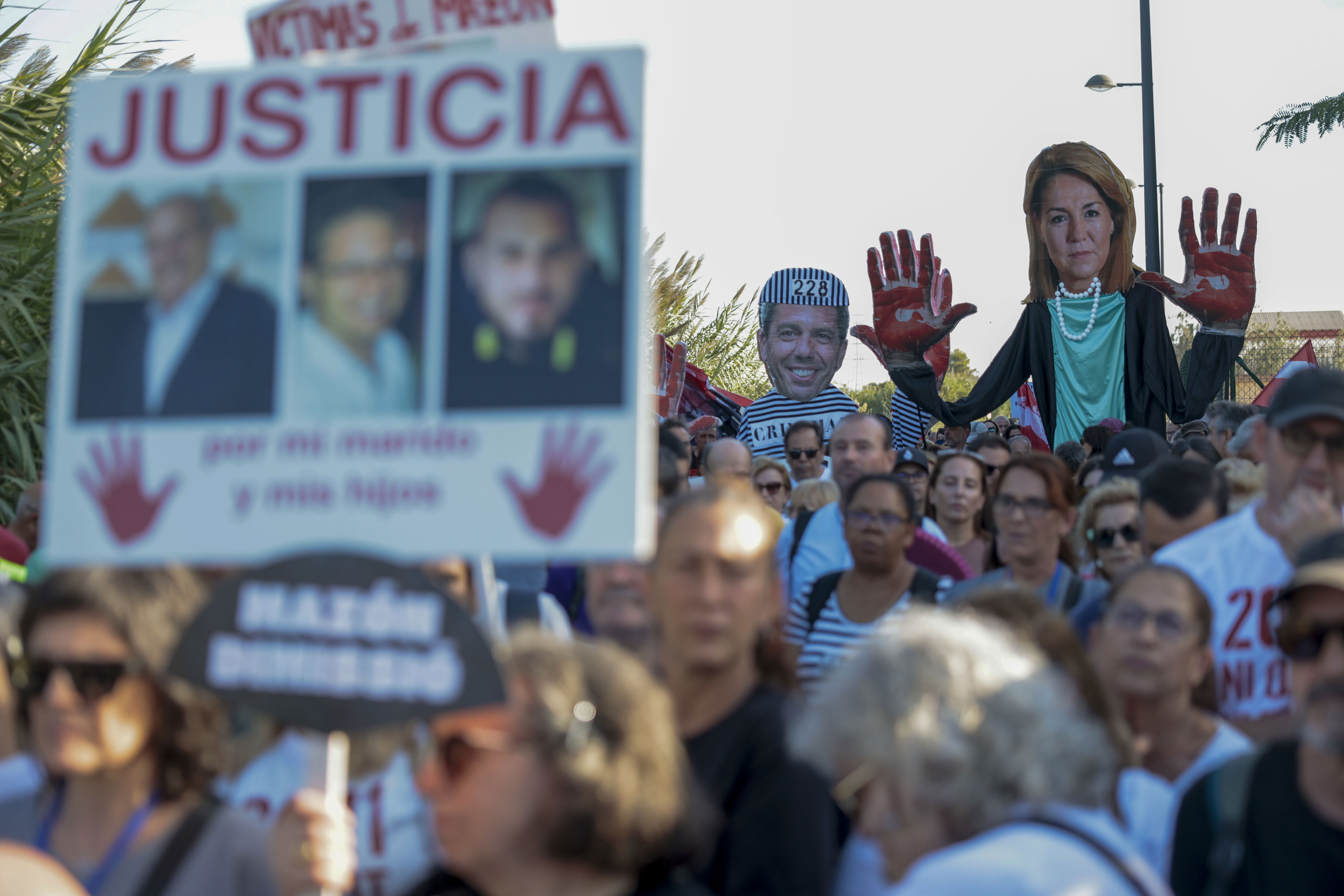 El "Puente de la Solidaridad", convertido también en un símbolo de ...