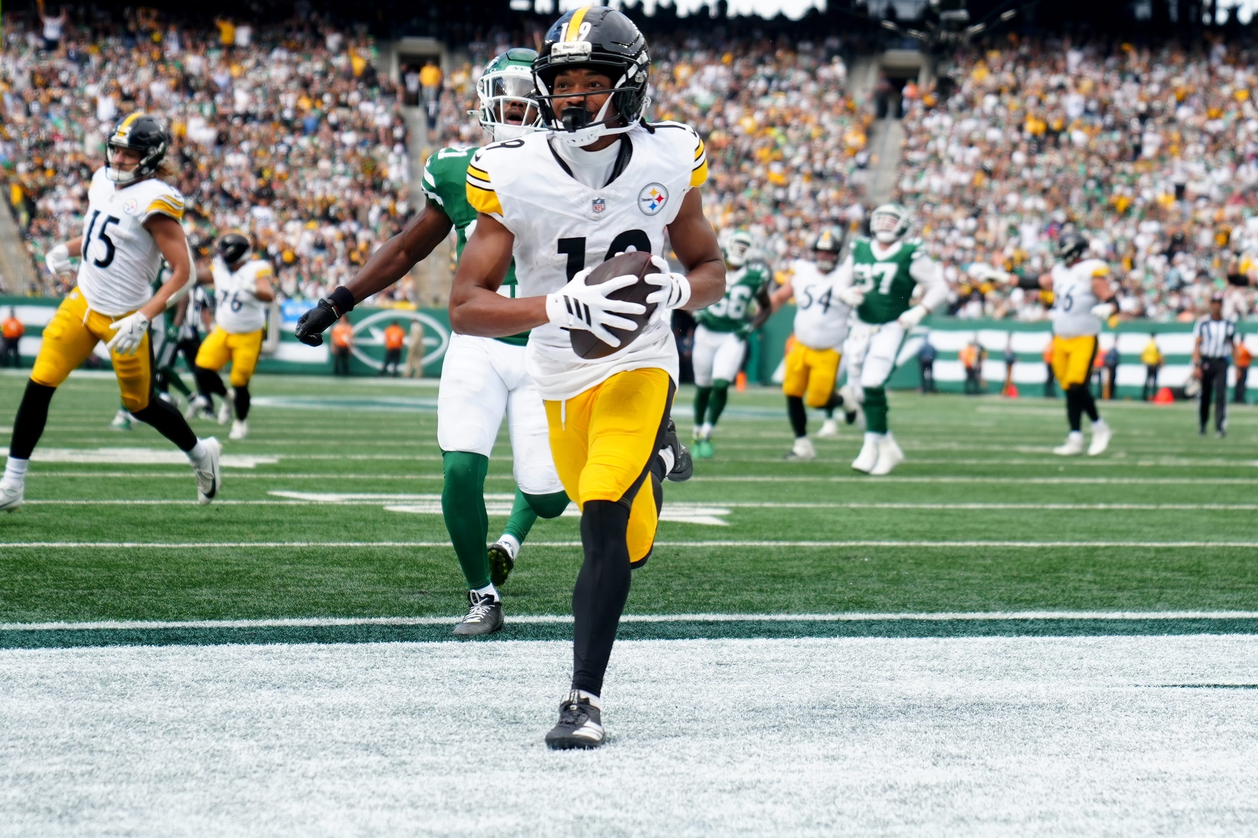 Steelers Get Uncertain Injury Update To Critical Player After Week 4 ...