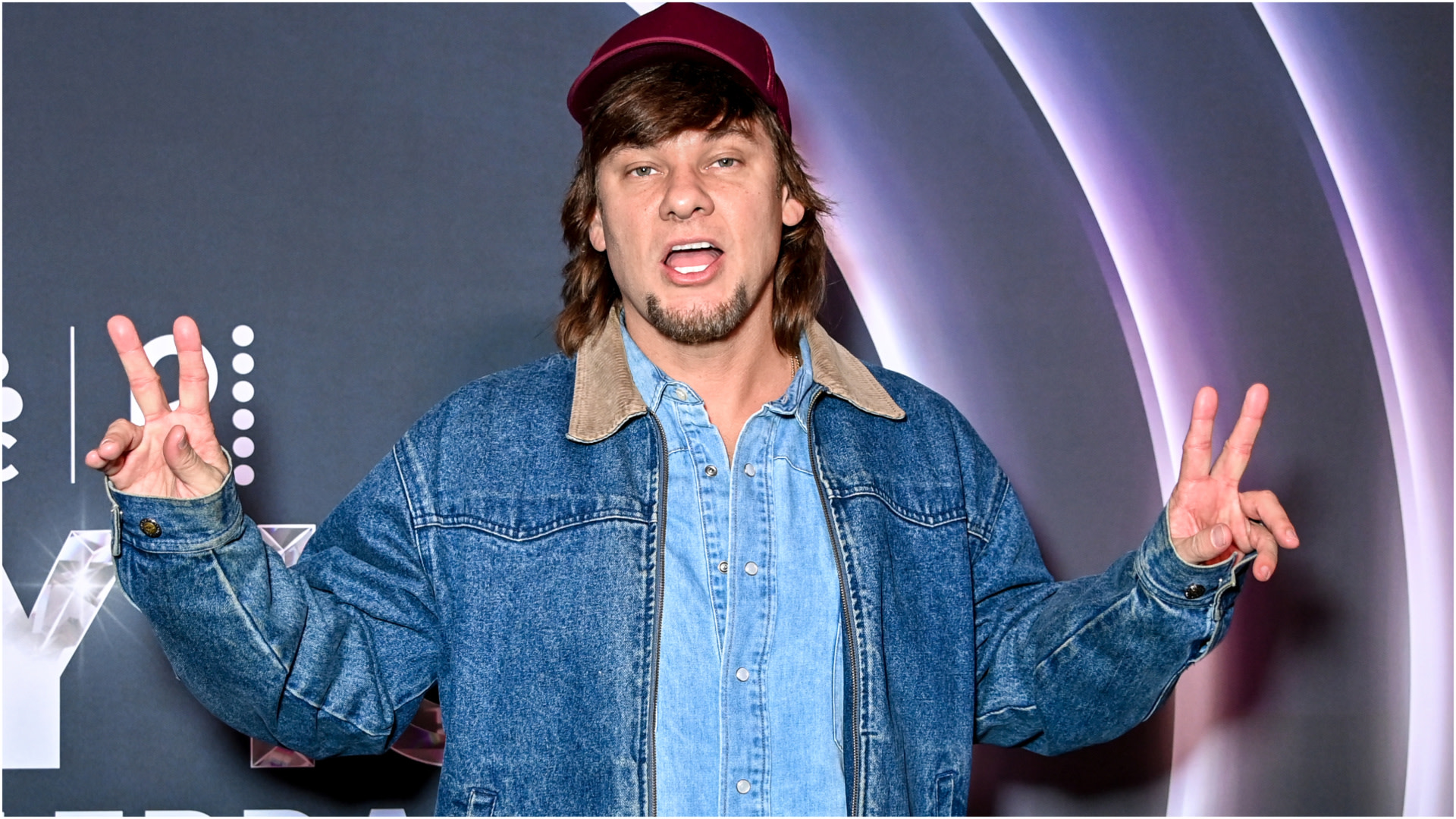 Theo Von Faces Criticism After ‘Rough' Netflix Special Taping in New York
