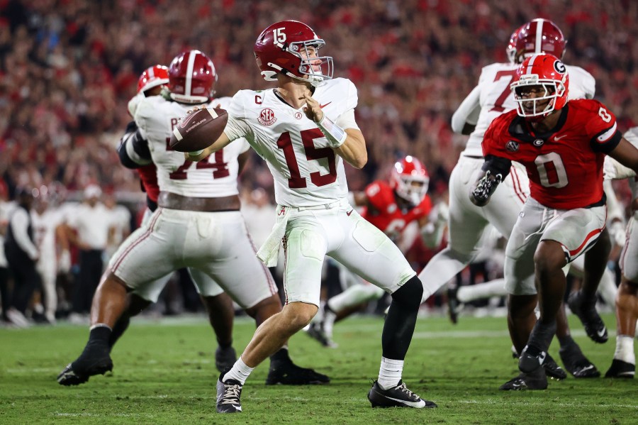 Alabama QB Ty Simpson named SEC Offensive Player of the Week