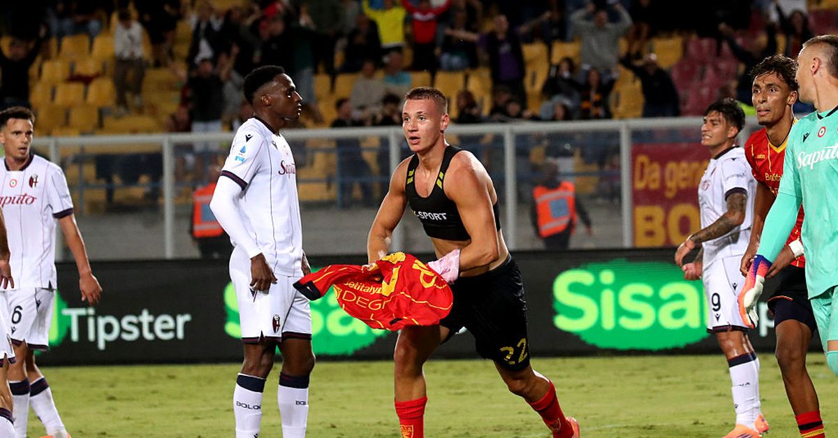 Bologna beffato all’ultimo secondo, ma il Lecce non ha rubato nulla