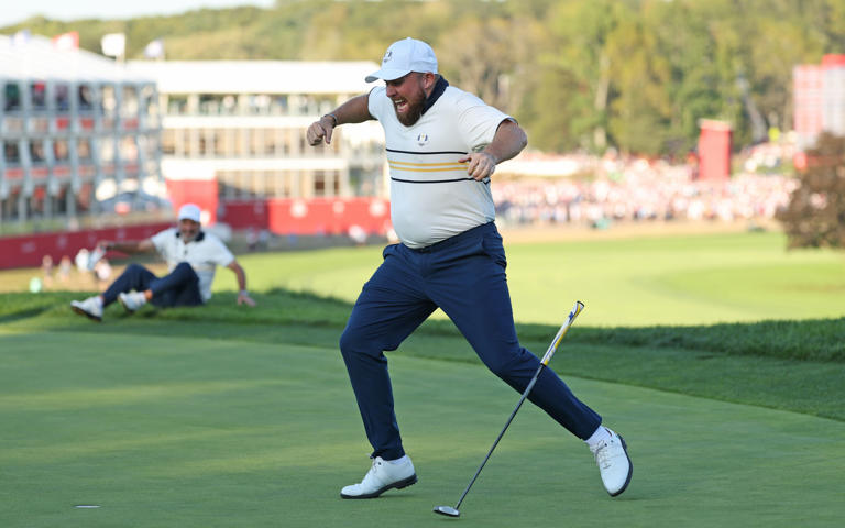Ryder Cup 2025 LIVE: Europe hold off stunning late USA fightback to ...