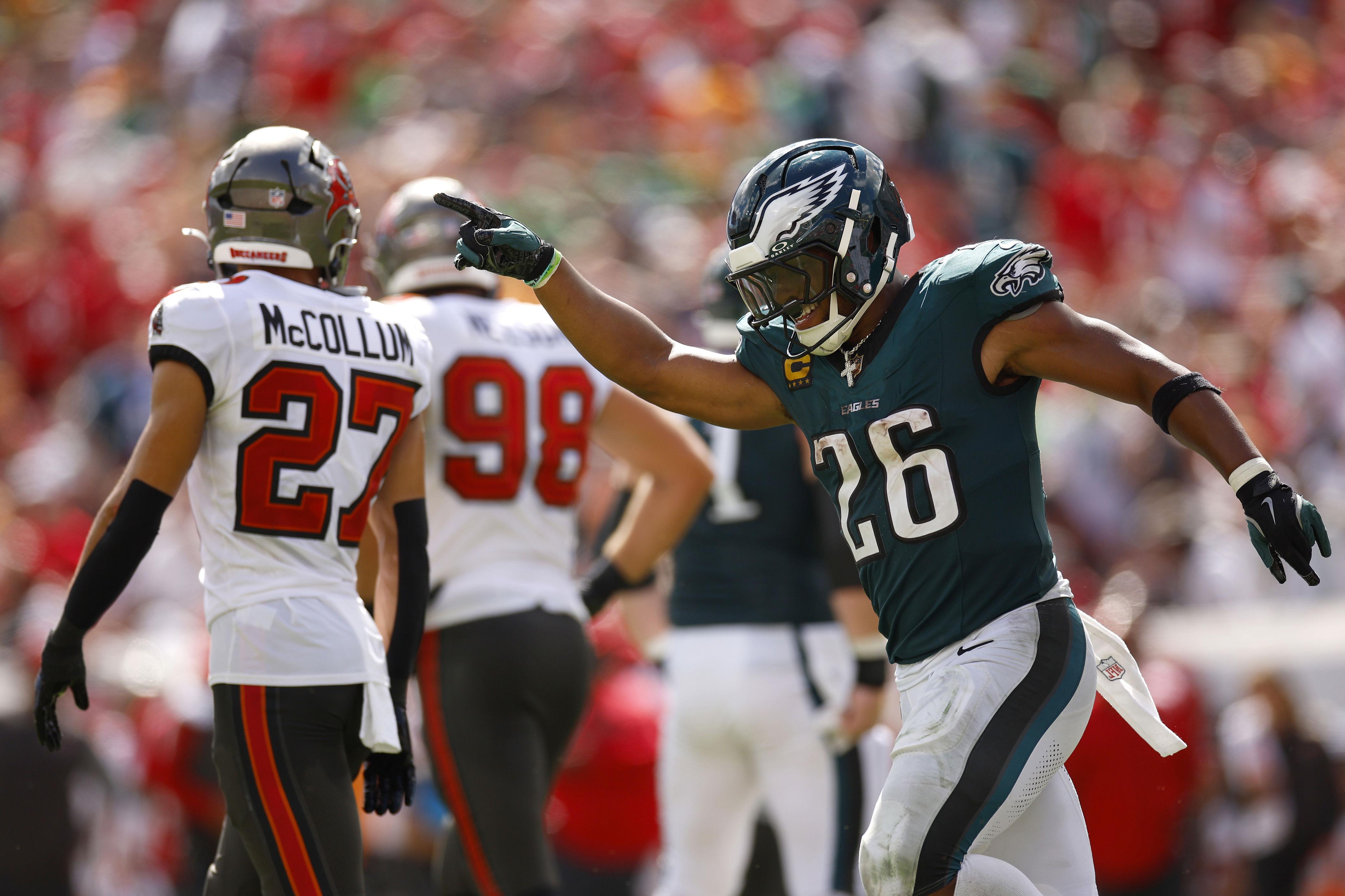 Week 4 Game Recap: Eagles eke out win in Tampa Bay