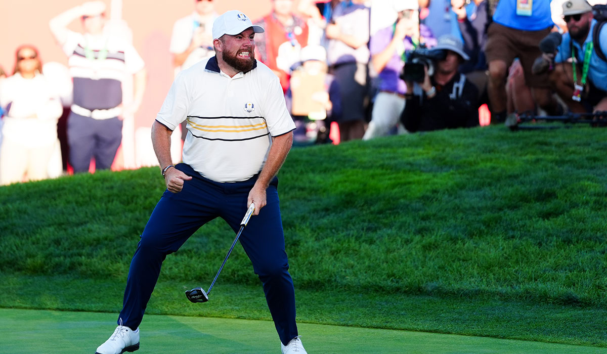 Watch: Shane Lowry putt retains Ryder Cup for Europe after stunning US ...