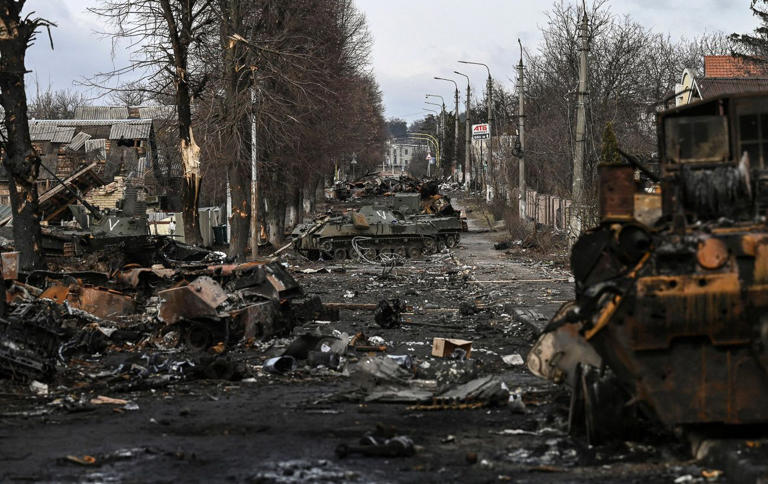 British journalists expose 13 Russian officers and generals behind ...