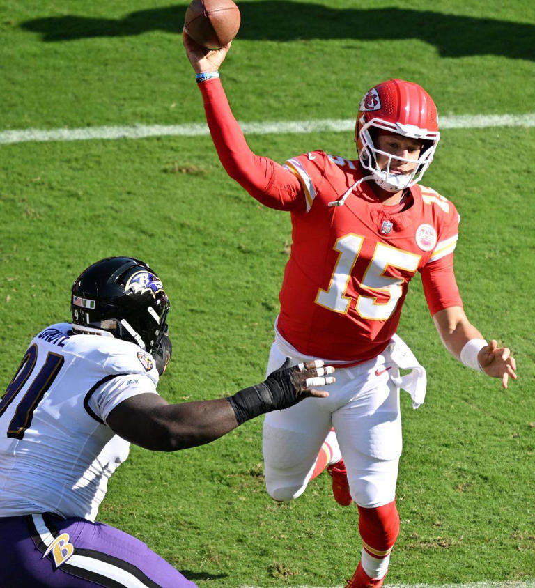 Chiefs' Patrick Mahomes on Sunday broke an NFL record held by Aaron Rodgers