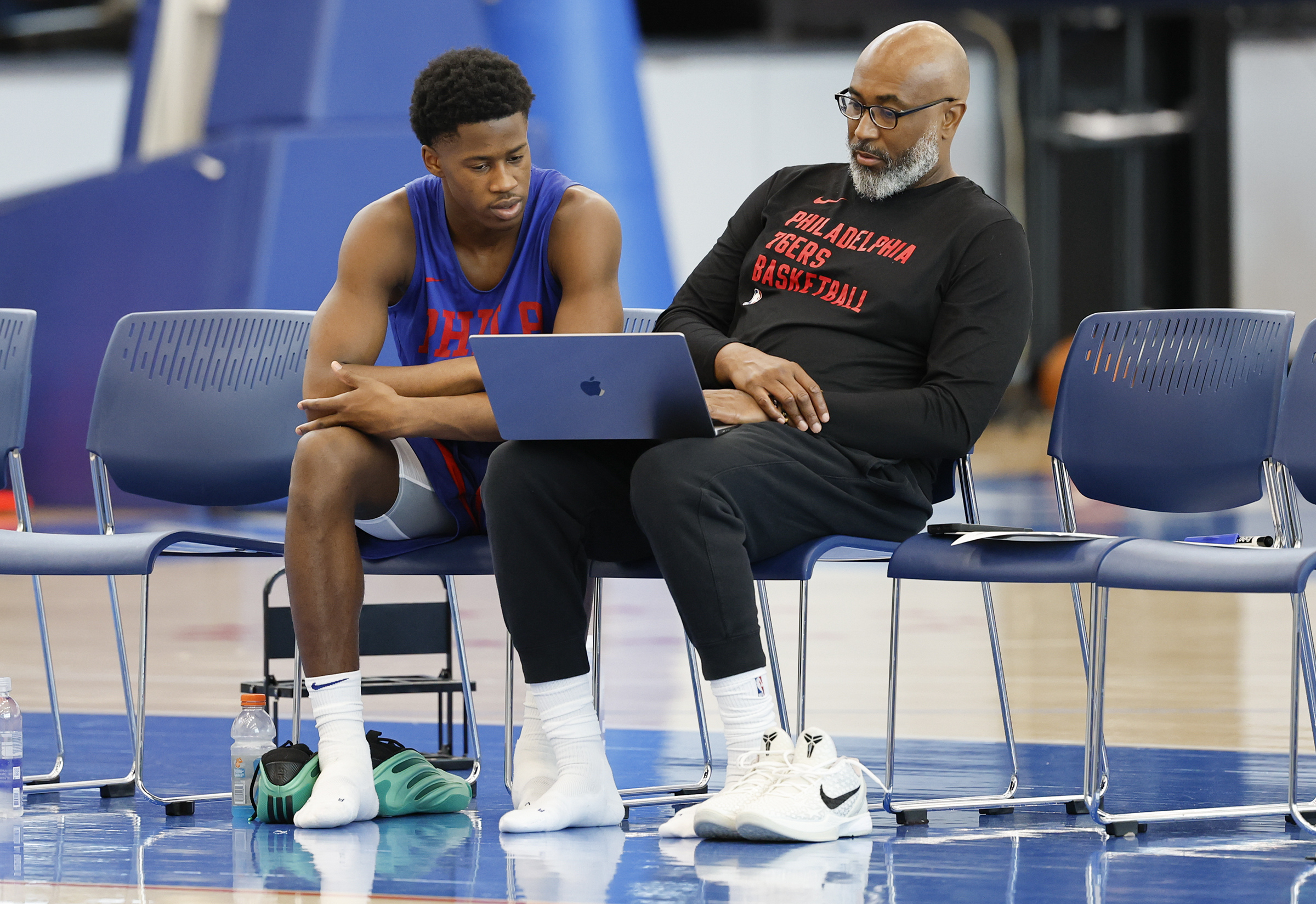 Sixers rookie VJ Edgecombe is wowed by NBA talent but is showing plenty ...