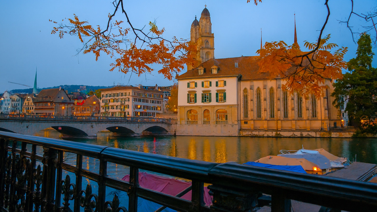 Zurich Evening Walking Tour – Streets and Lake Views 4K