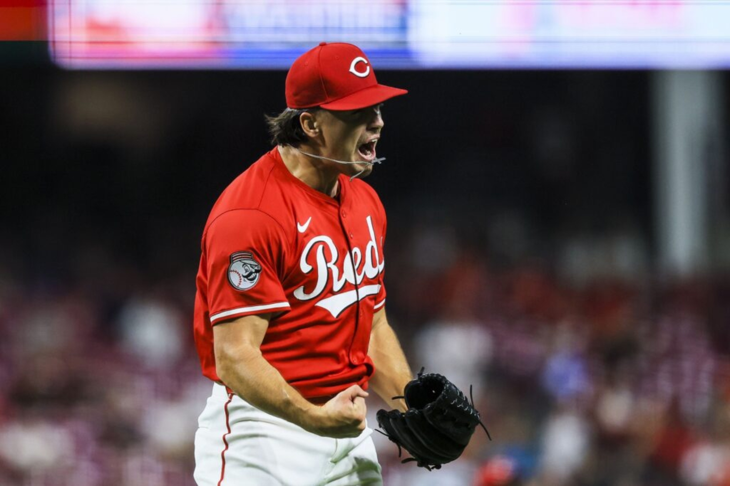 Rookie Pitcher Looking to Be Reds’ Postseason Weapon