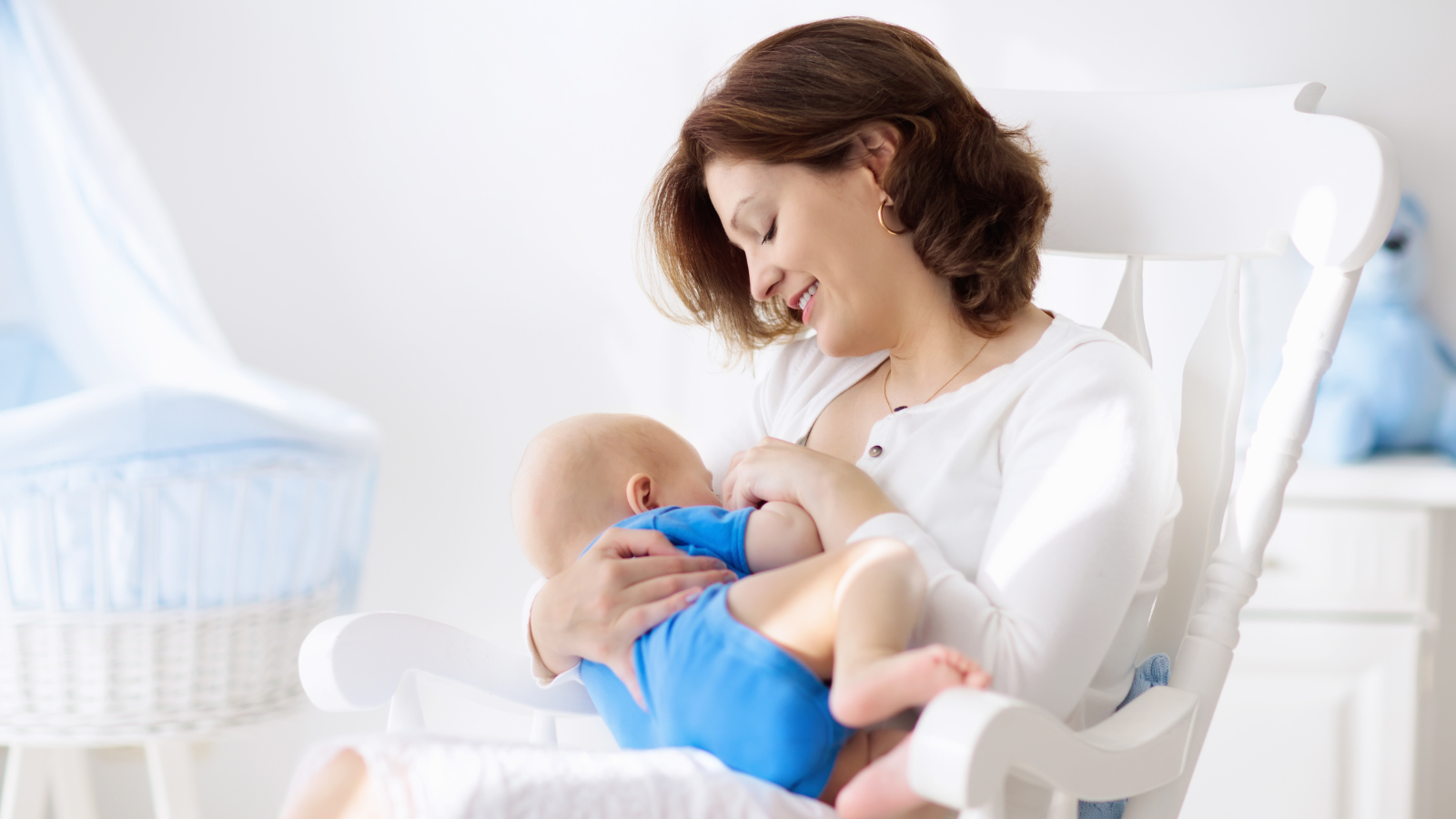 Adjusting to Life Outside the Womb - Your Baby in Their Fourth Trimester