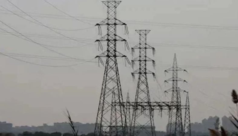 Pakistan seeks Chinese waiver, refuses Rs 220bn interest payment to IPPs