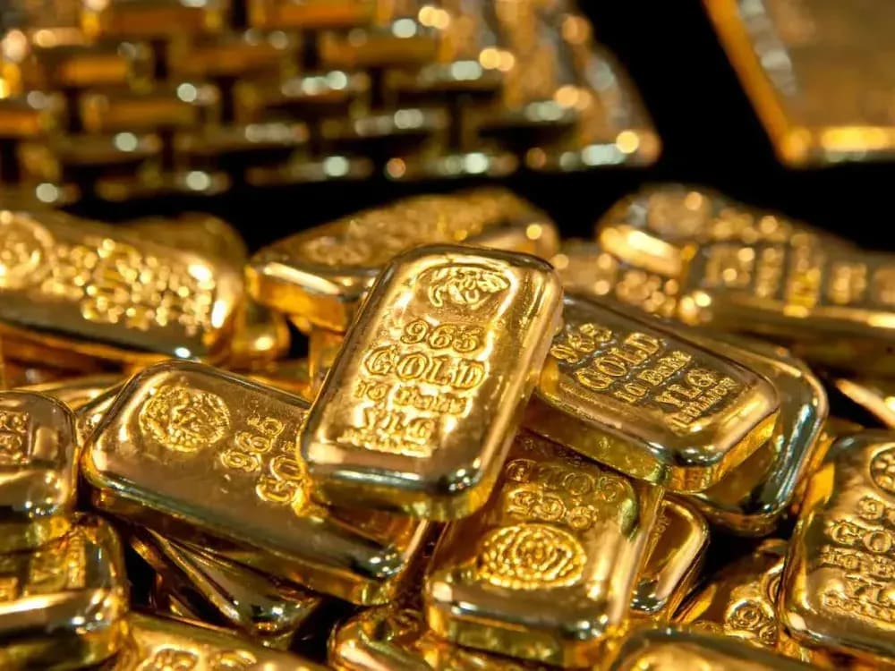 Gold Surges Past $3,800 In Another Record Rally — Peter Schiff Blames ‘Abject Failure’ Of ...