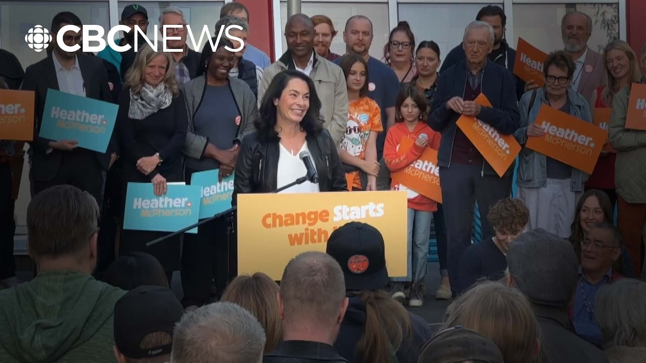 Edmonton MP Heather McPherson enters NDP leadership race