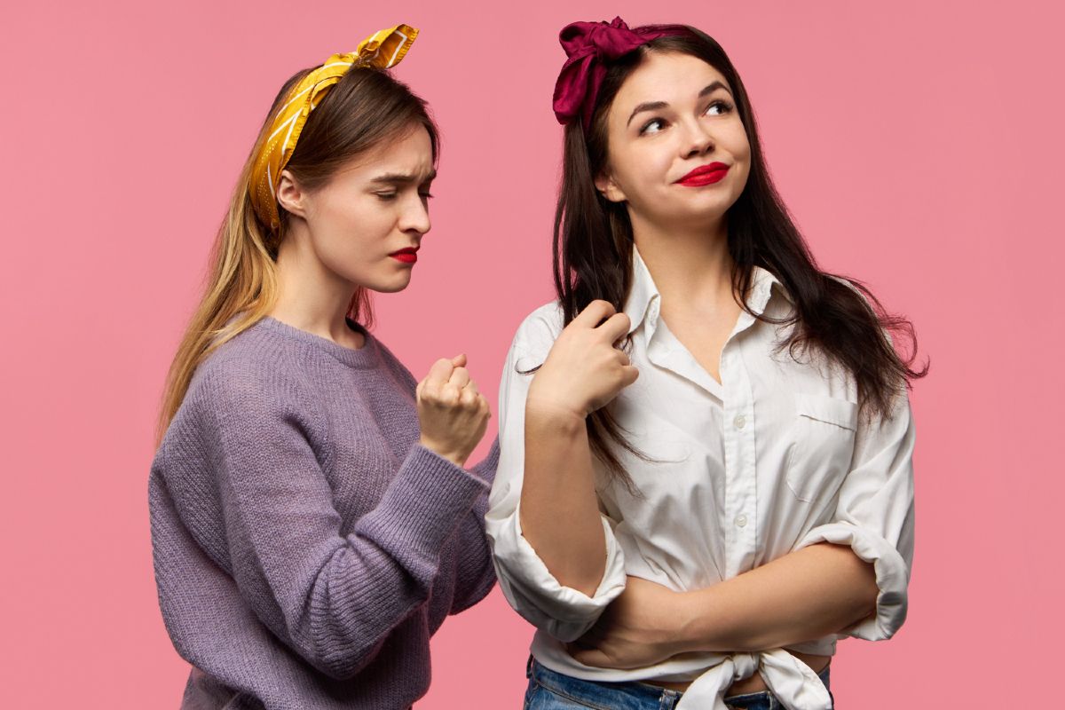 Ketahui 10 Cara Menghadapi Teman yang Selalu Dominan agar Persahabatan ...