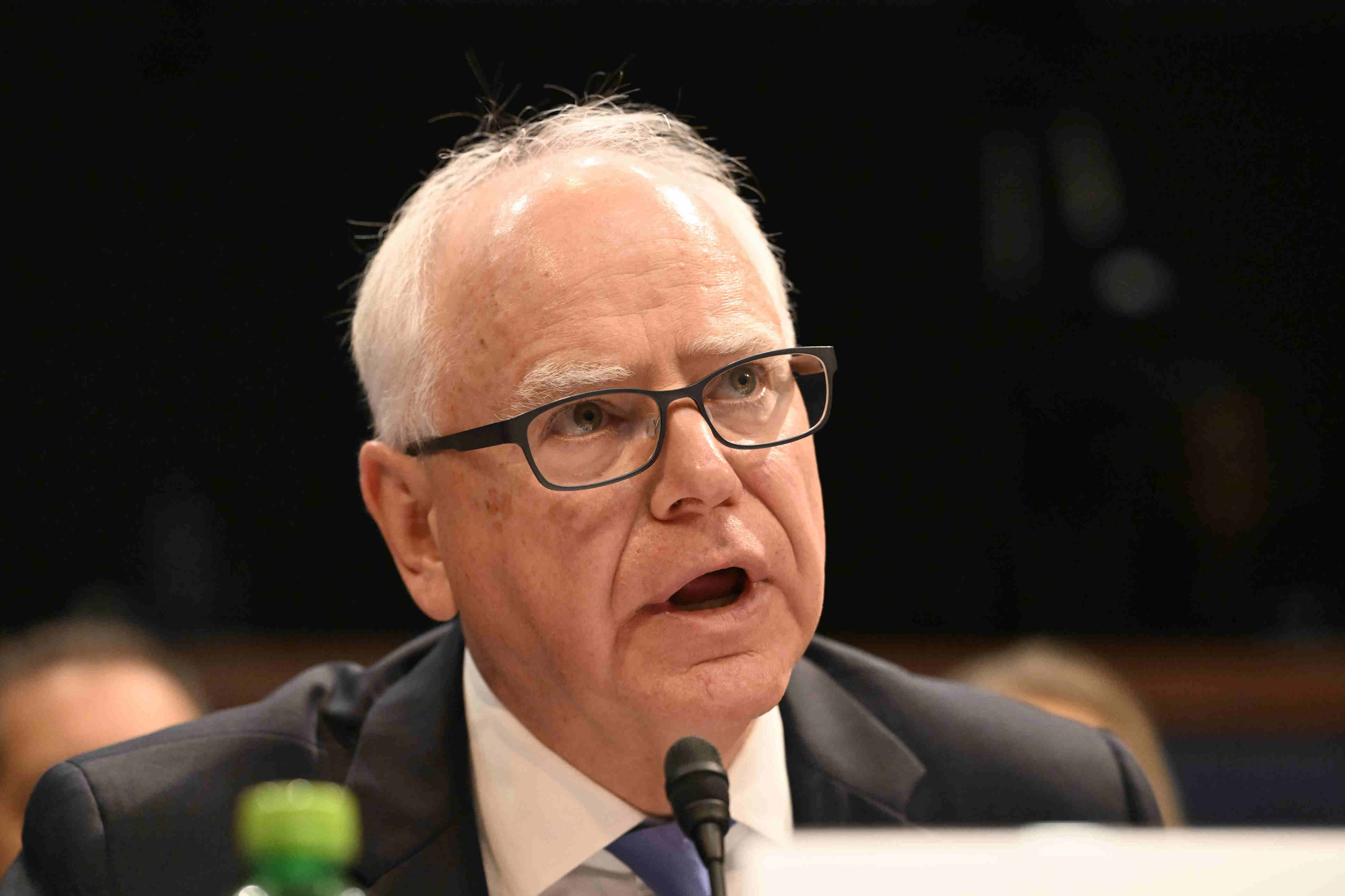 Walz announces third-term bid: 'I'll never stop fighting'