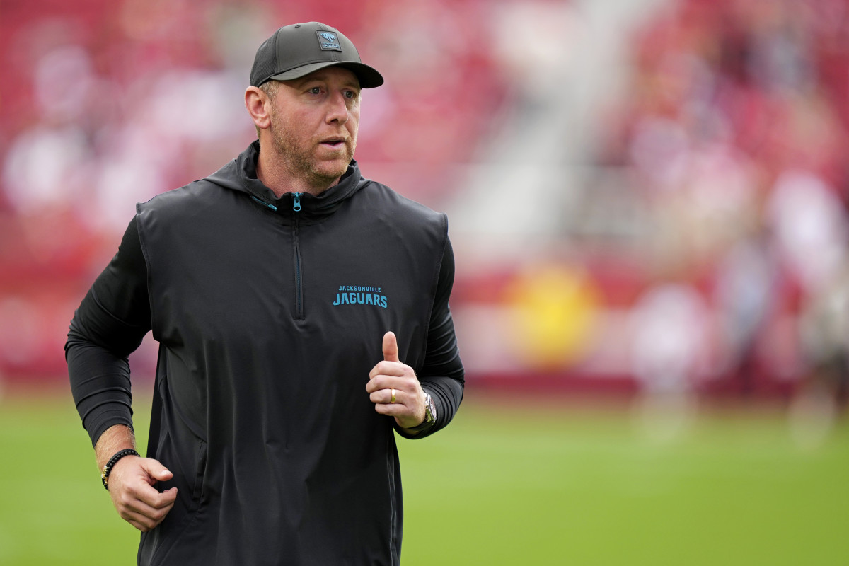 New Video Reveals Jaguars Coach's Intense Message to Robert Saleh