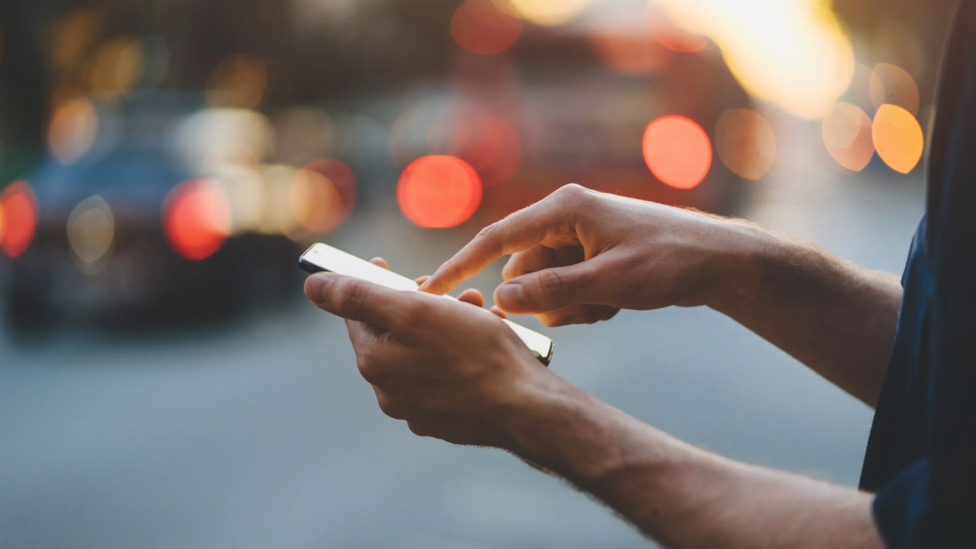 Meta rolls out subscriptions in UK for ad-free Insta, FB