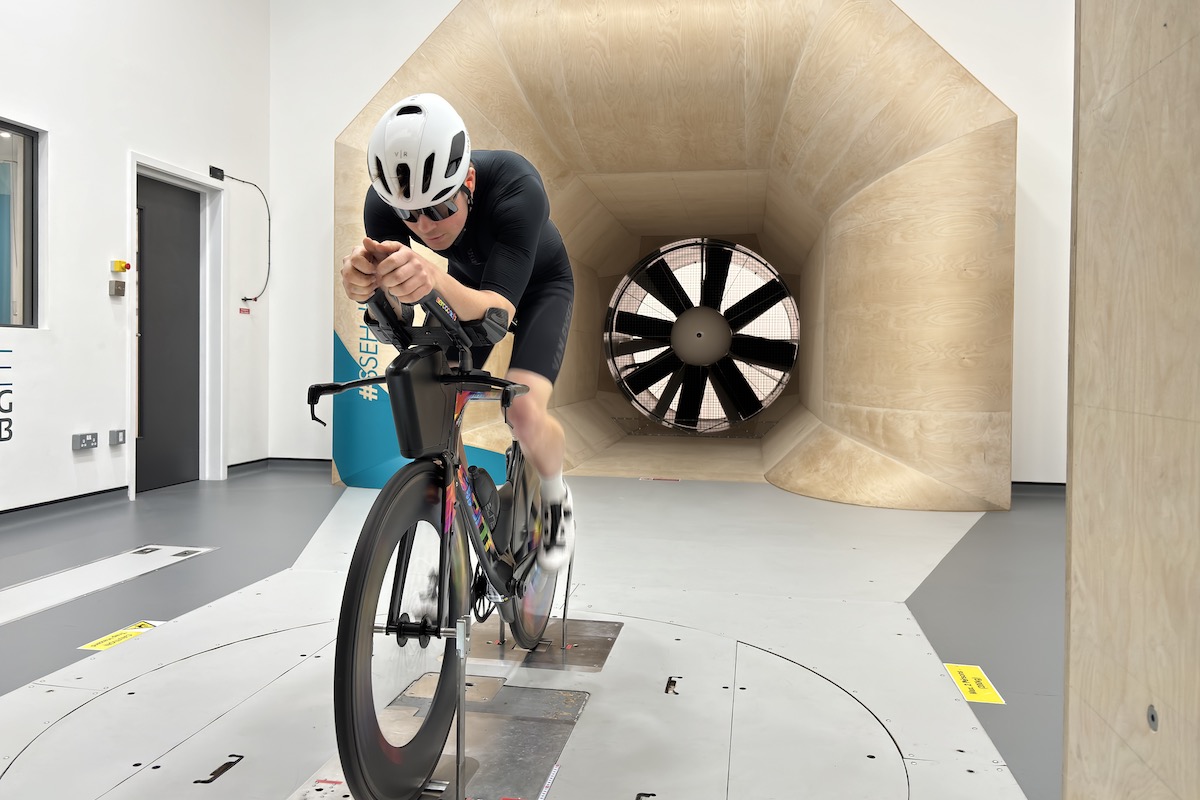 Best aero bike helmets for triathlon speed and safety in 2026