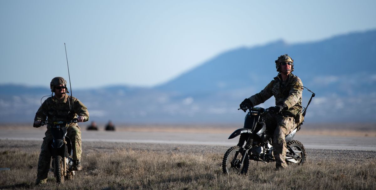 Putin's troops deploy bizarre new war tactic using Chinese electric bikes