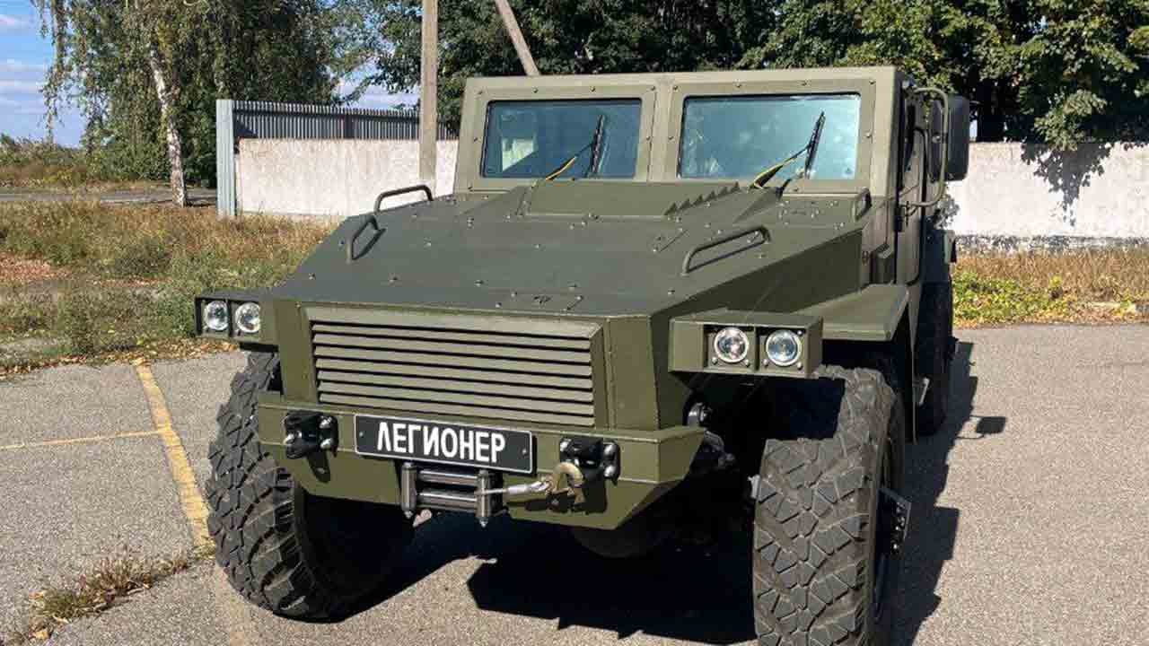 Video: Russia unveils new light armored vehicle “Legioner”