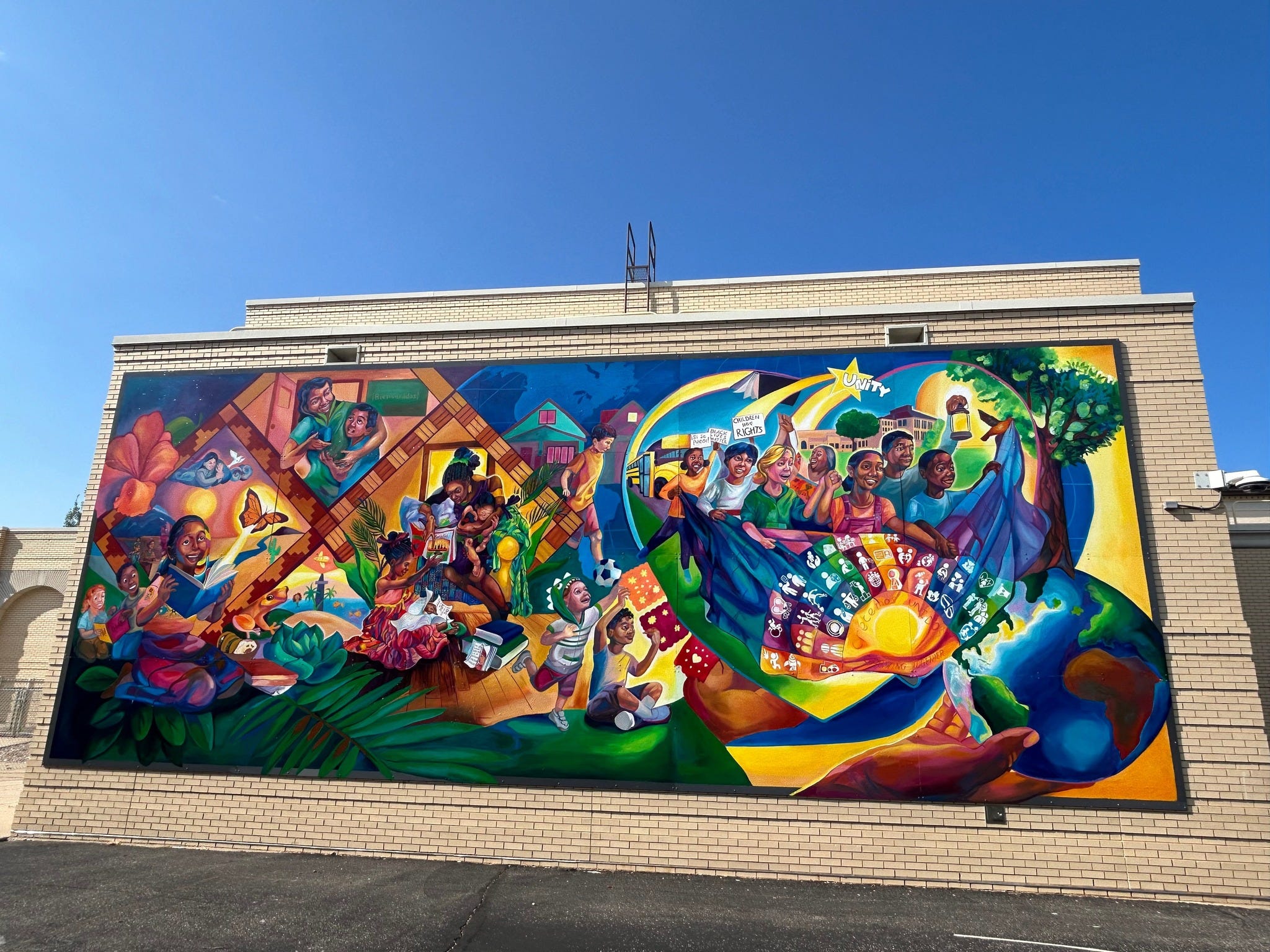 Milwaukee bilingual school adds sixth grade for new school year