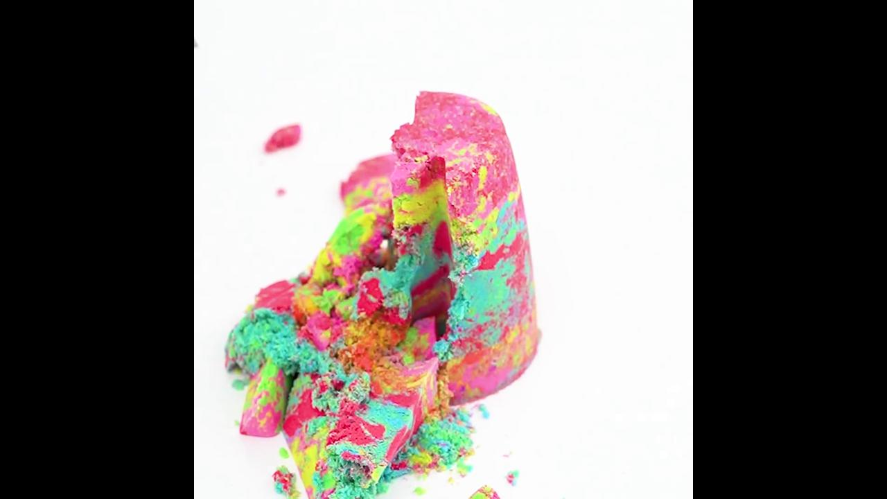 Satisfyingly Smashing Mixed Sand