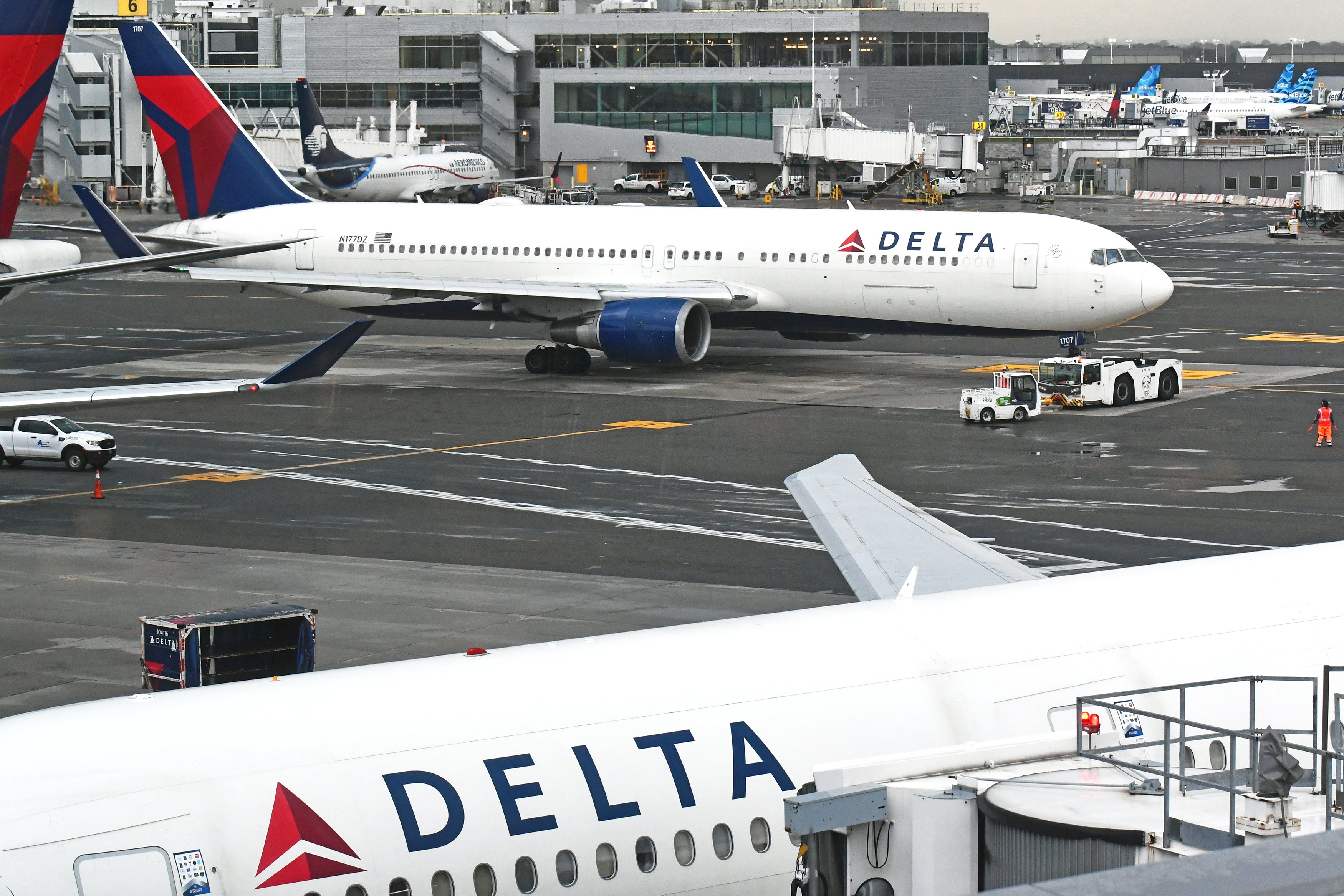 Earn 2X Delta miles on gift card purchases through February 16