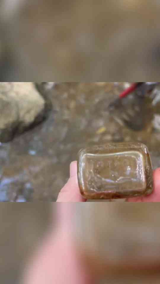 Antique bottle hunt - Turning trash into treasure!