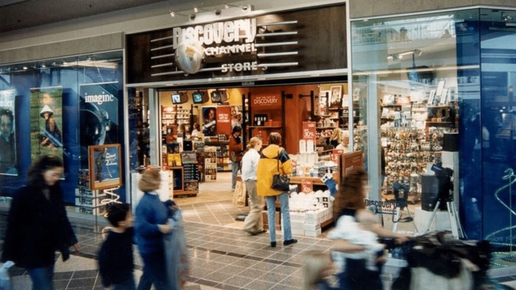 Nostalgic Shopping Mall Stores That No Longer Exist