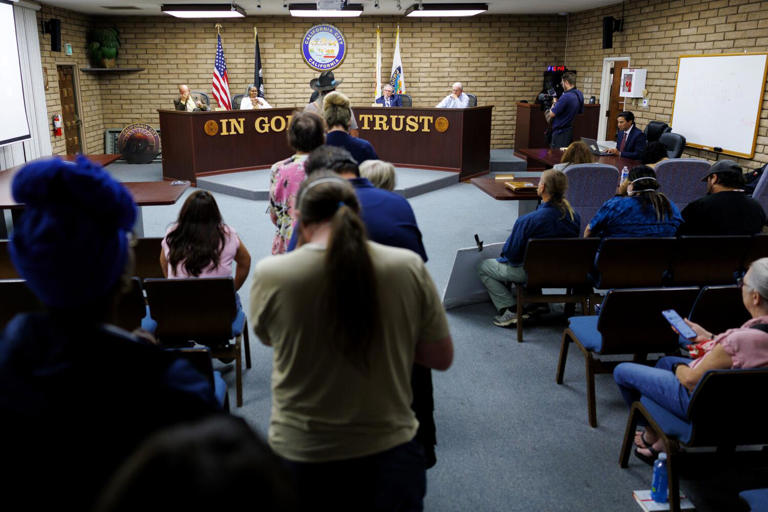 Immigrants decry conditions at former prison, ICE's largest detention ...