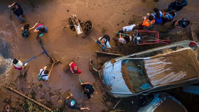 Tempestade Gabrielle ruma a Espanha e deixa Valência e Tarragona com ...