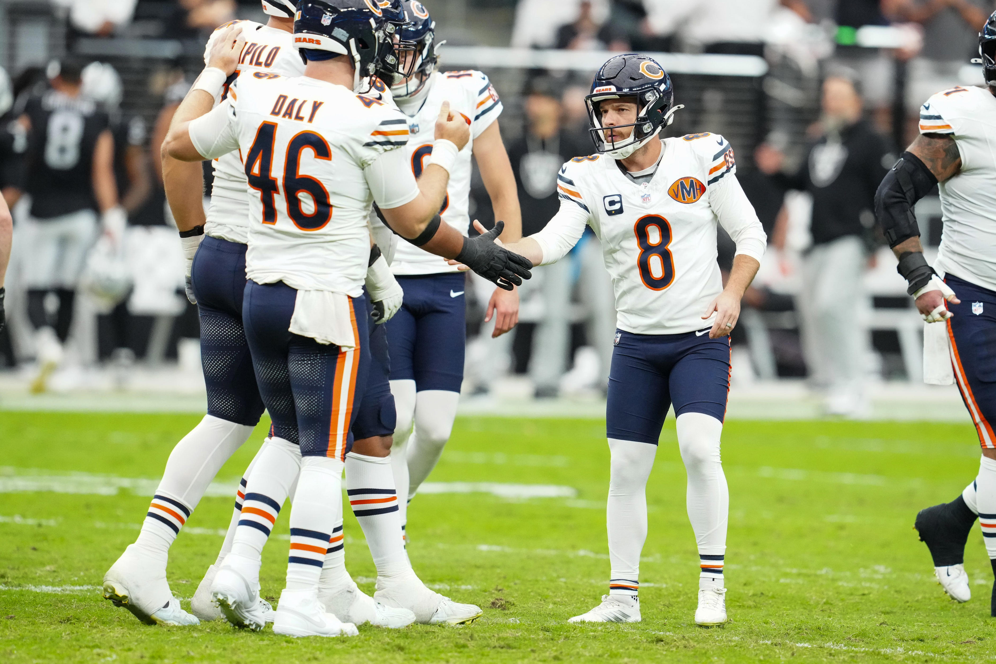 Bears HC Ben Johnson confirms team's starting kicker