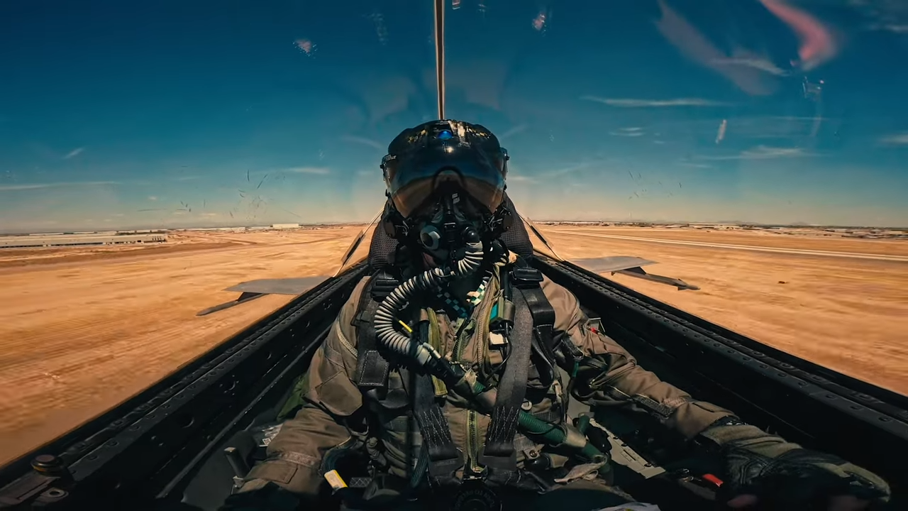 The World’s Most Advanced Fighter Jet Caught in a High-Stakes Training ...