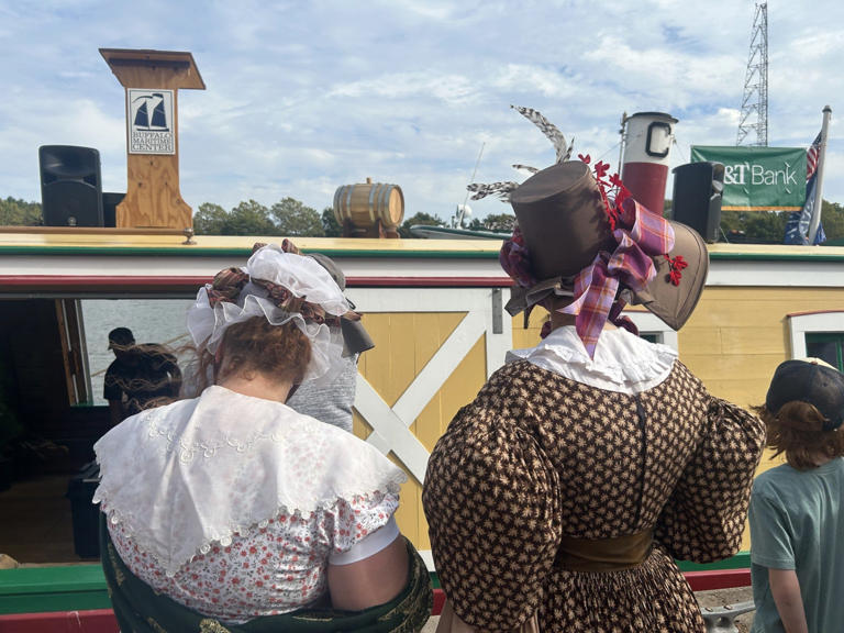 Seneca Chief retraces Erie Canal route, stops in Rochester