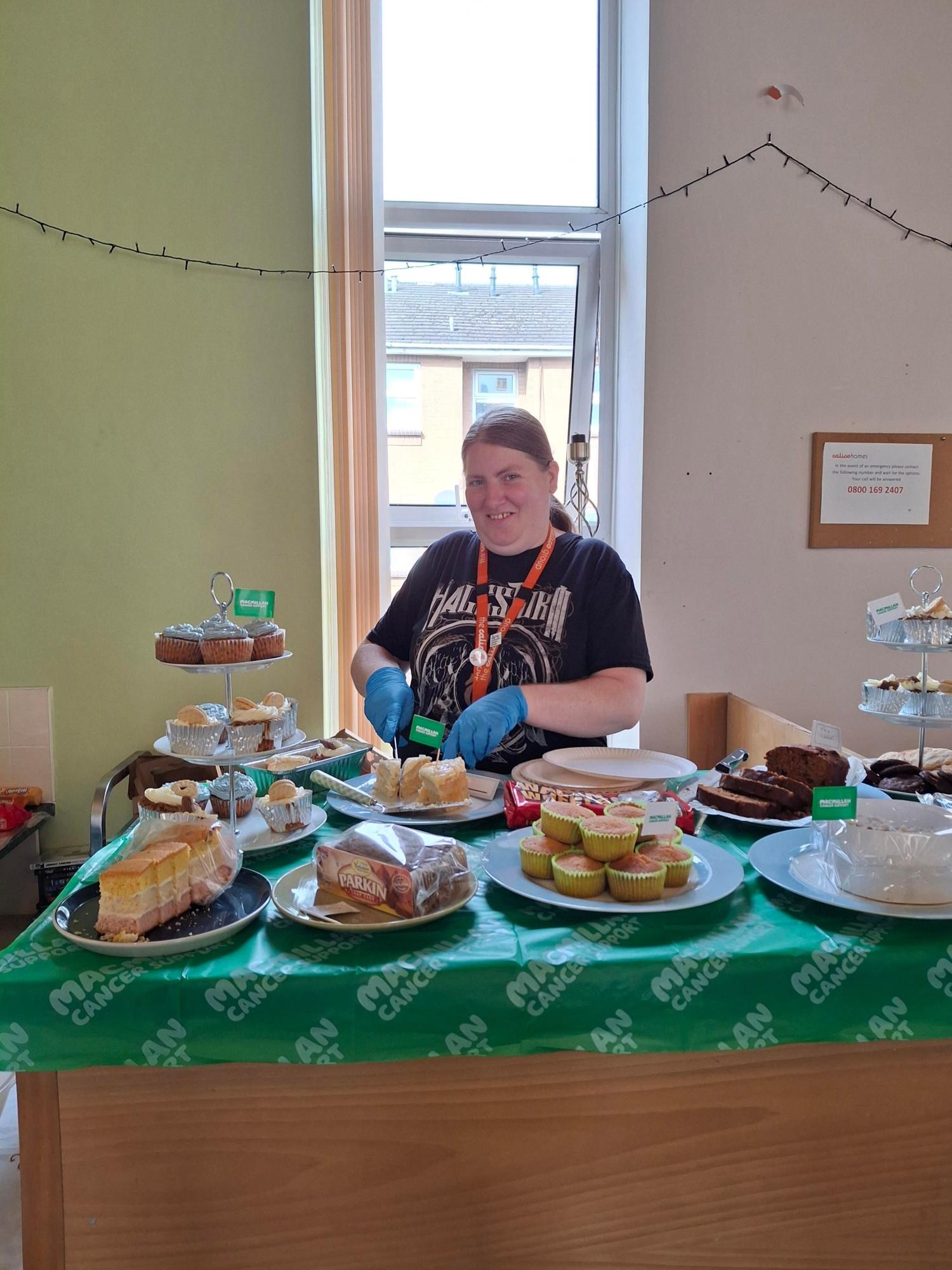 Crow Wood Court comes together for Macmillan