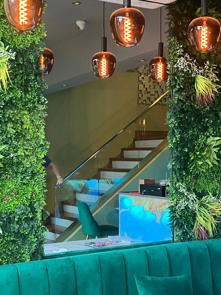 LAVISH - October 4 in Northampton's new Oblique