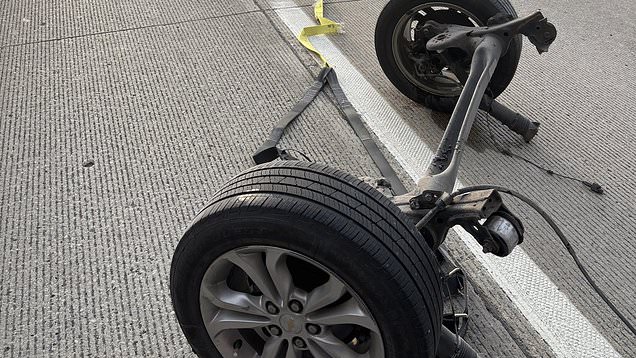 Cops' grappler device rips car apart