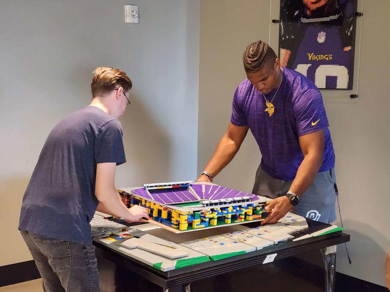 CT Minnesota Vikings fan used 15K Legos to build replica of team's stadium