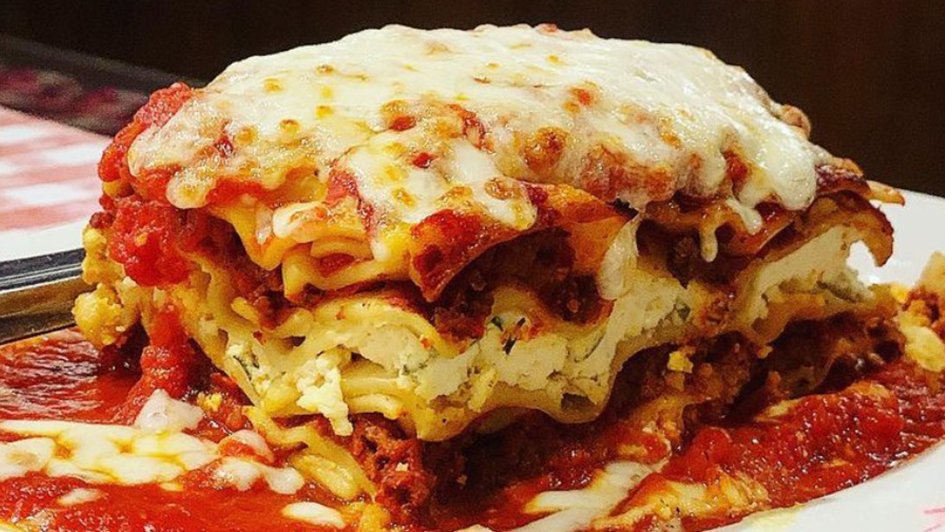 Restaurant Chain Lasagna Ranked Worst To Best, According To Customers