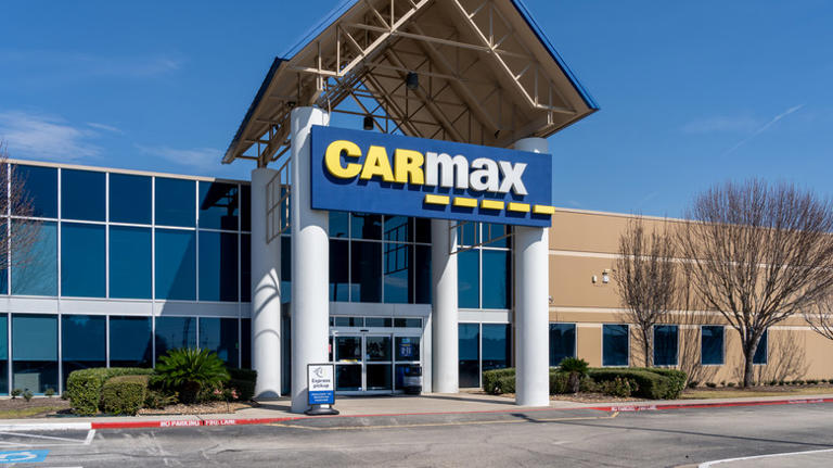 The Pros And Cons Of Trading In Your Car