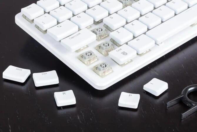 The Raspberry Pi 500+ Is a $200 Pi-Powered Mechanical Keyboard