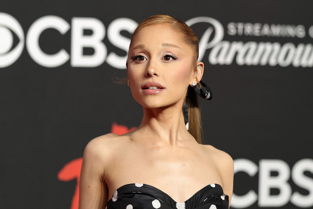 Ariana Grande Joins Cast of ‘American Horror Story' Season 13 With Evan ...