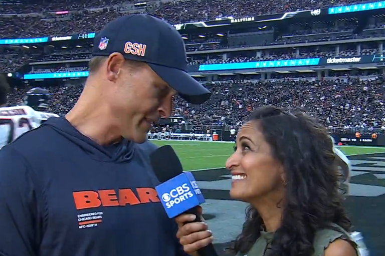 NFL reporter speaks out after head coach accused of aggressive gesture ...