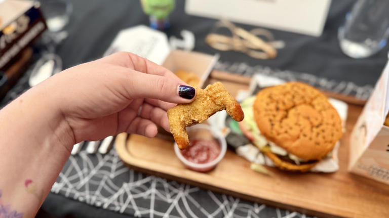 Review: Burger King's 2025 Halloween Menu Adds A Ghoulish Twist To ...