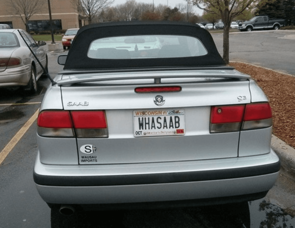 30 Funny and clever license plates that send a message