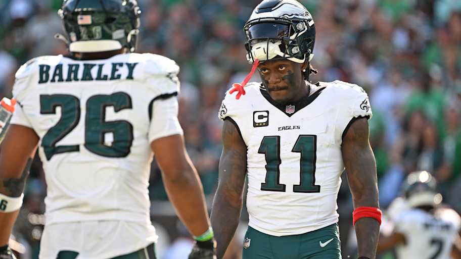 Bengals Legend Defends Eagles WR AJ Brown After Cryptic Post