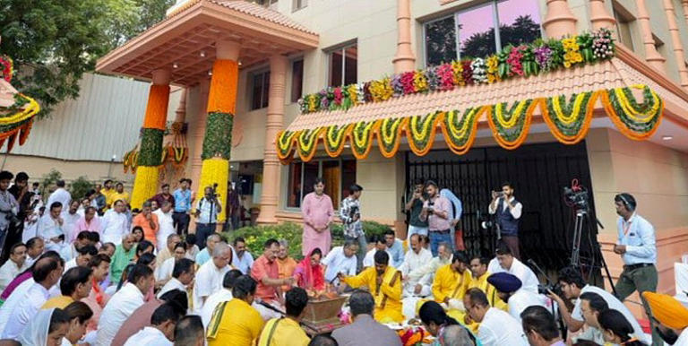 Delhi BJP gets permanent address after 45 years; PM unveils 5-storey ...